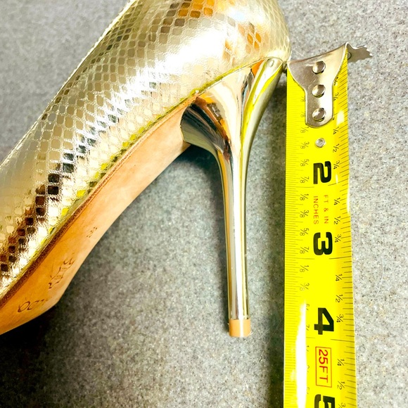 Aldo | Shoes | Aldo Gold Metallic Leather Snake Reptile Effect Pointy ...